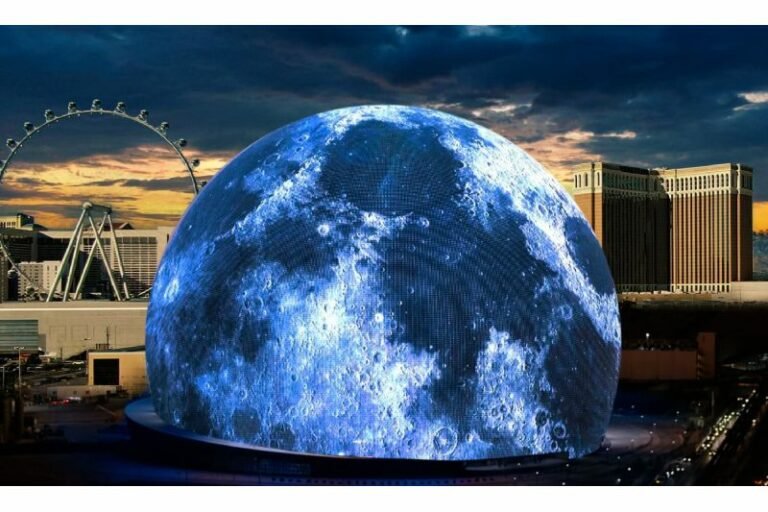 Technology Specifics of the World’s Largest 16,000 x 16,000 Pixel LED ...